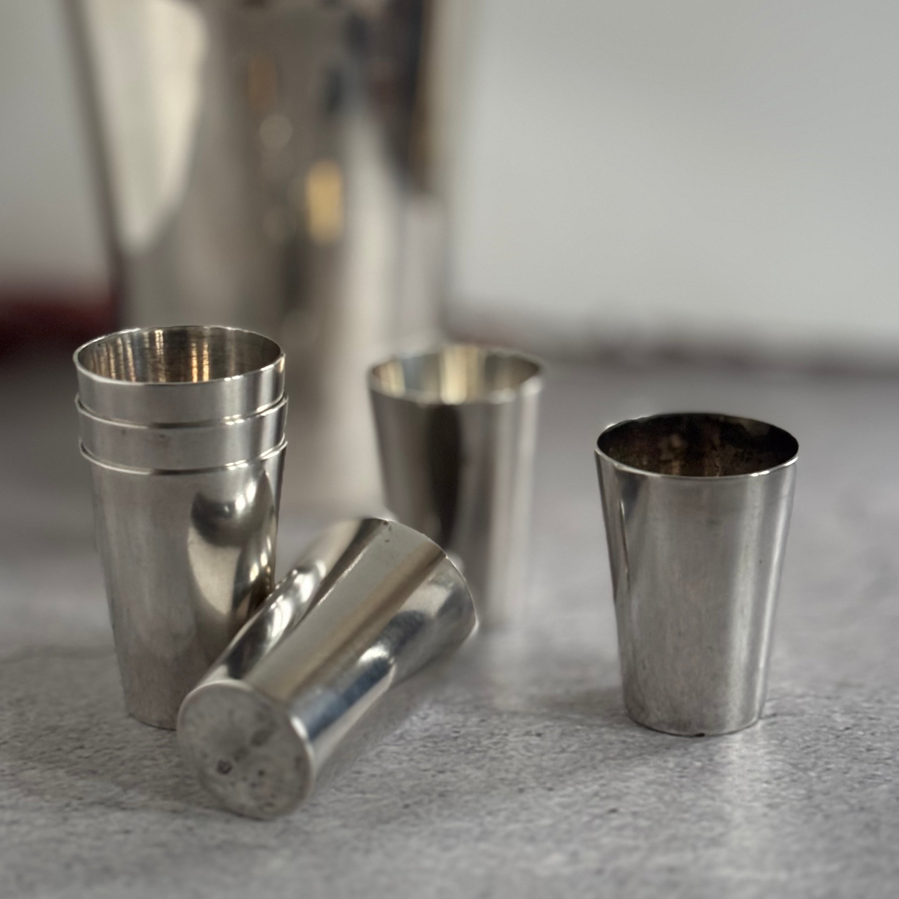 The Urban Vintage Affair - Buy Trendy Vintage, Antique Silver Homeware