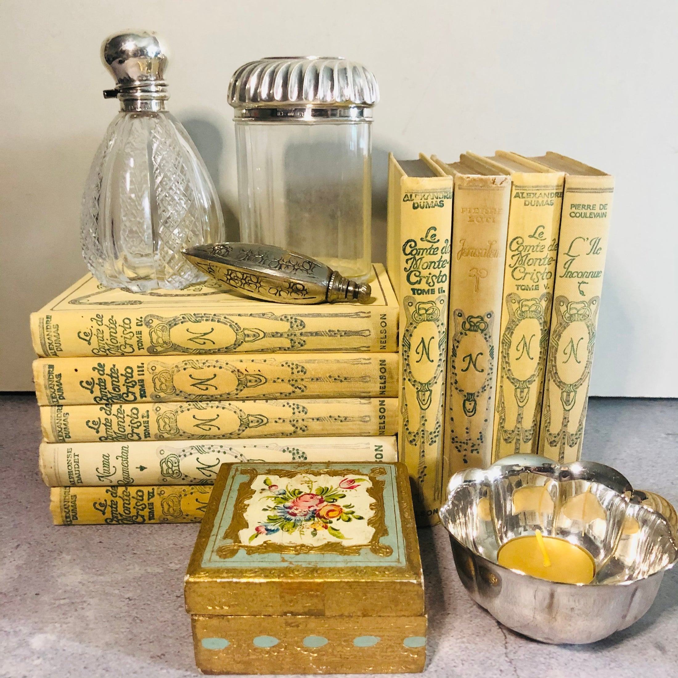 Antique Kohl Bottle / Scent Bottle from Iran – The Urban Vintage Affair